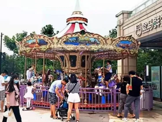 Amusement Park Carousel - Trusted By 3600 Theme Parks